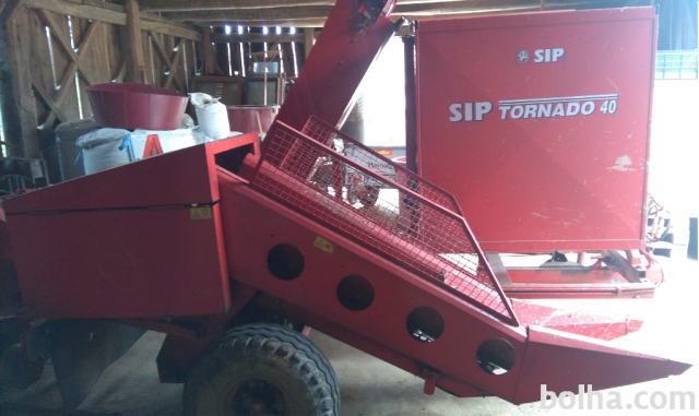 SIP TORNADO 40 Obiralec koruze