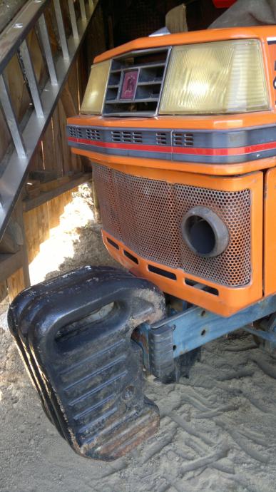 Uteži za mali traktor