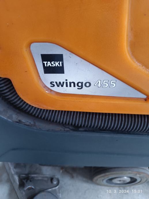 Čistilni stroj TASKI swingo 455