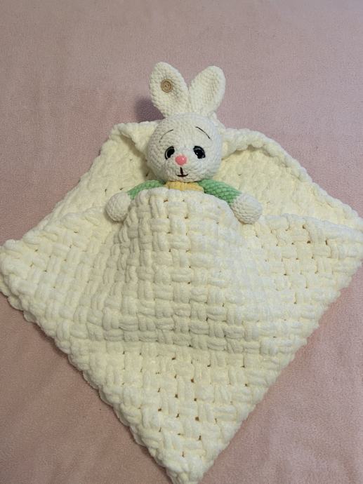 Komplekt za dojenčka Dekica+Igračka
