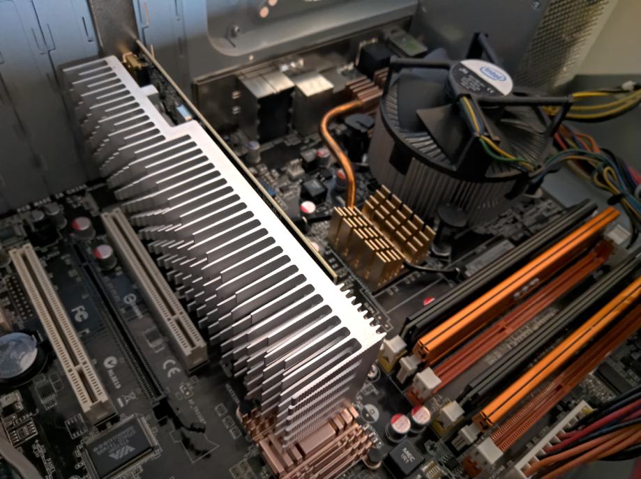 INTEL QUAD Q6600/NVIDIA GT 1030/RAM6GB/120 GB SSD/320 GB HDD/WIN10