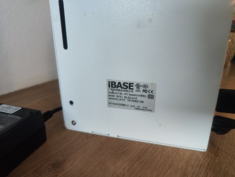Profesionalni mini računalnik IBASE SYS-SI-22-415