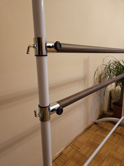 Baletni drog z nastavljivo višino