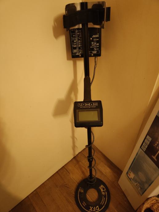 Detektor kovin Whites DFX spectrum e serija