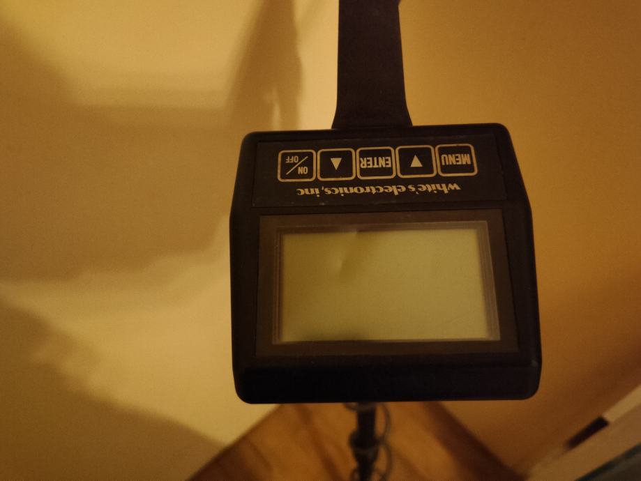 Detektor kovin Whites DFX spectrum e serija