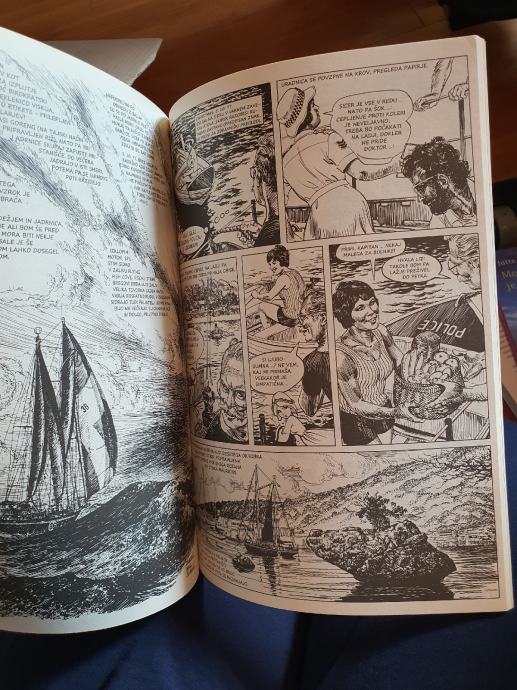 strip knjiga z jadrnico okoli sveta