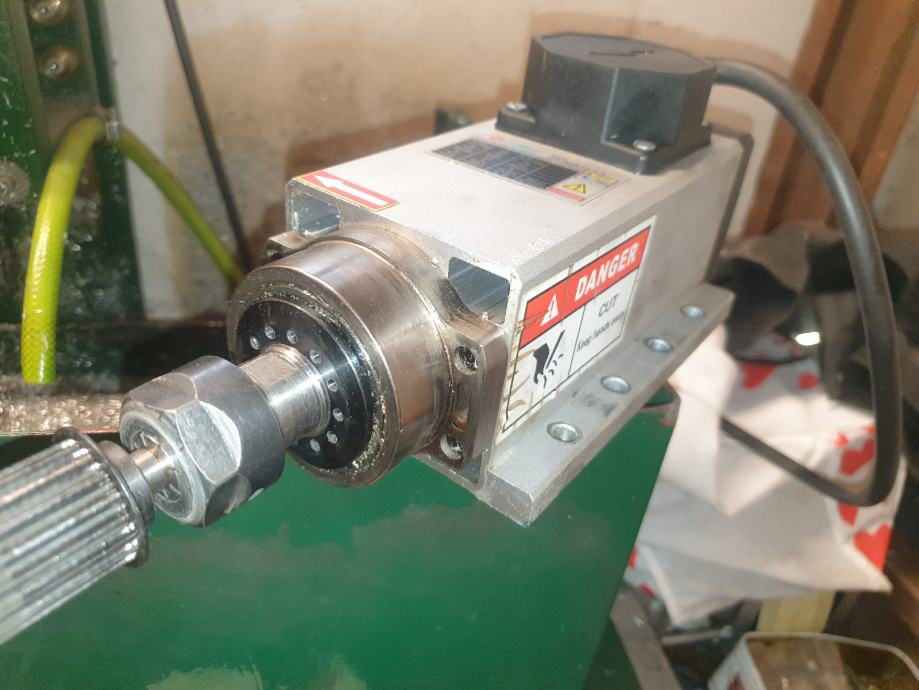 2.2 kW spindel