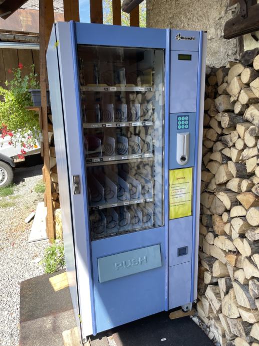 Avtomat za prigrizke in pijačo - Bianchi (RETRO)