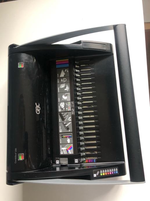 GBC Aparat za spiralno vezavo GBC C200 CombBind