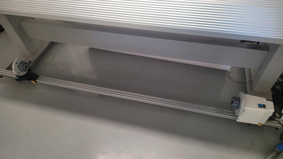 Mutoh Valuejet 1624x - digitalni solventni tiskalnik - 160cm