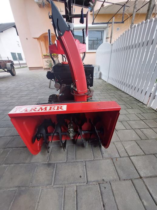 prodam snežno frezo