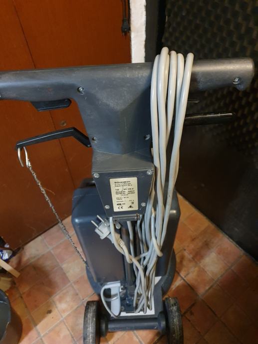 SCHWAMBORN ES 430 E Večnamenski enokrtačni stroj