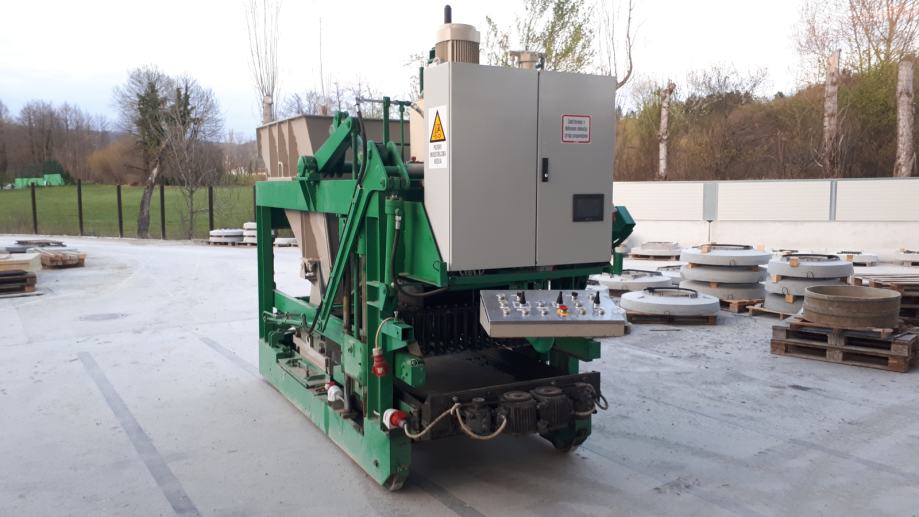 stroj za izdelavo zidakov