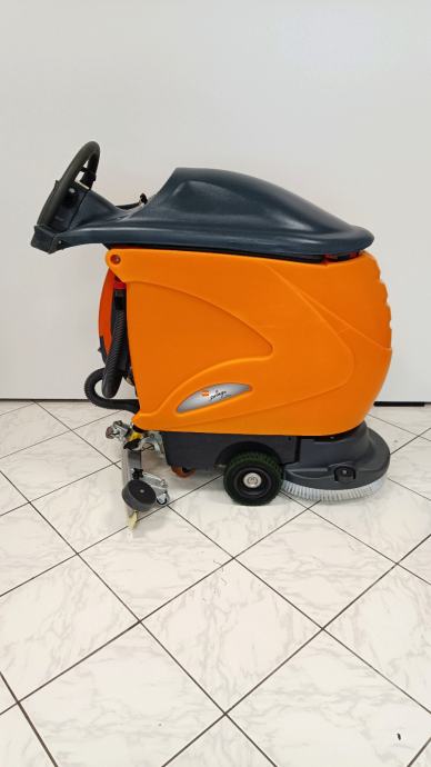 Stroj za pranje tal Taski 755B