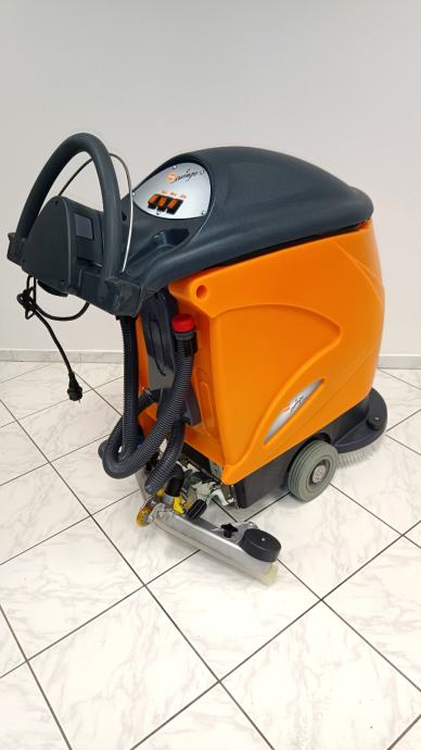 Taski Swingo 755E stroj za pranje tal