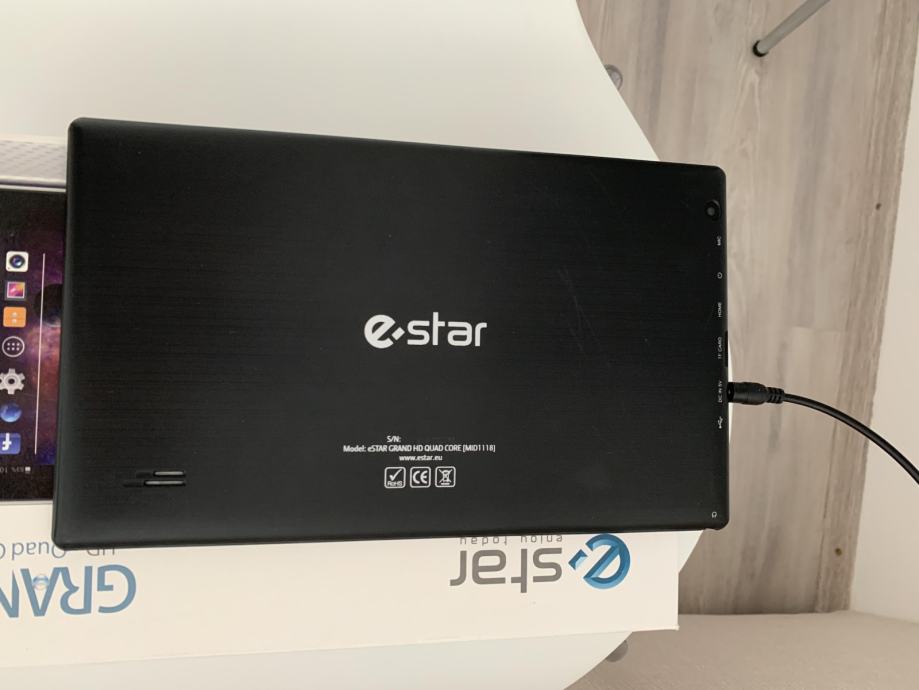 Tablični računalnik eSTAR GRAND HD QUAD CORE 8 GB prodam