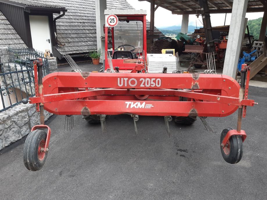 gorski traktor REFORM METRAC 3003 S kosilnica obračalnik