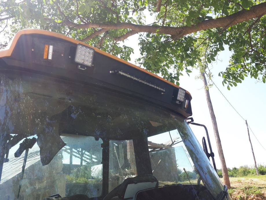 JCB Fastrac 65km/h - pripravljen za delo