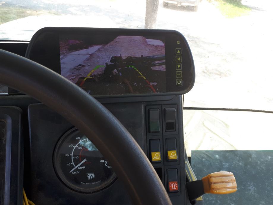 JCB Fastrac 65km/h - pripravljen za delo