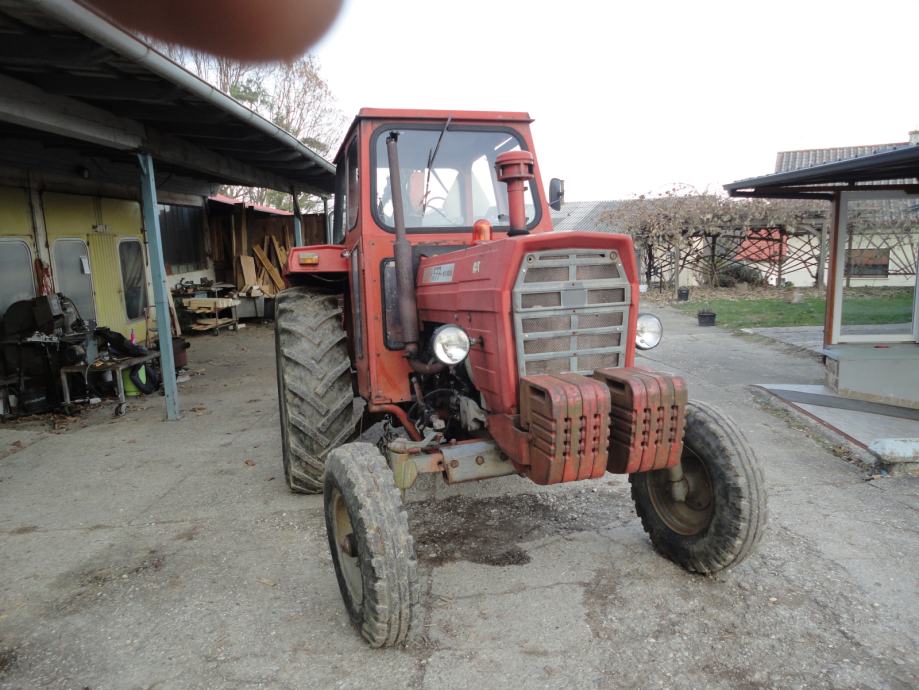 prodam traktor IMT577