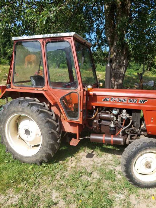 Prodam traktor Store