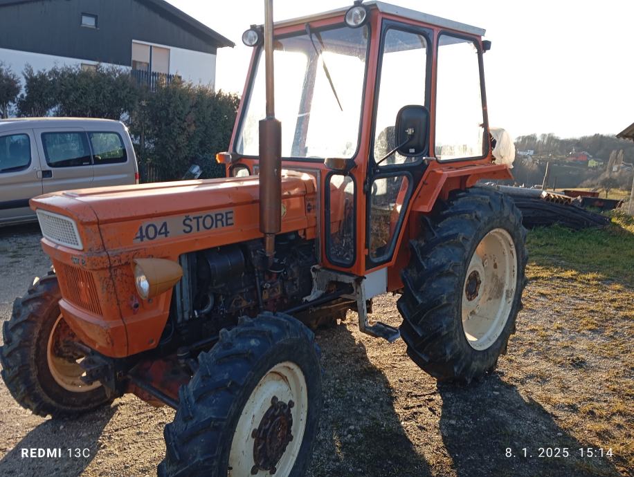 Prodam traktor Štore404