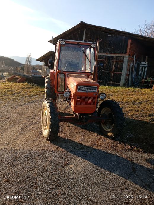 Prodam traktor Štore404