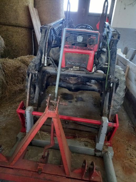 PRODAM TRAKTOR UNIVERSAL