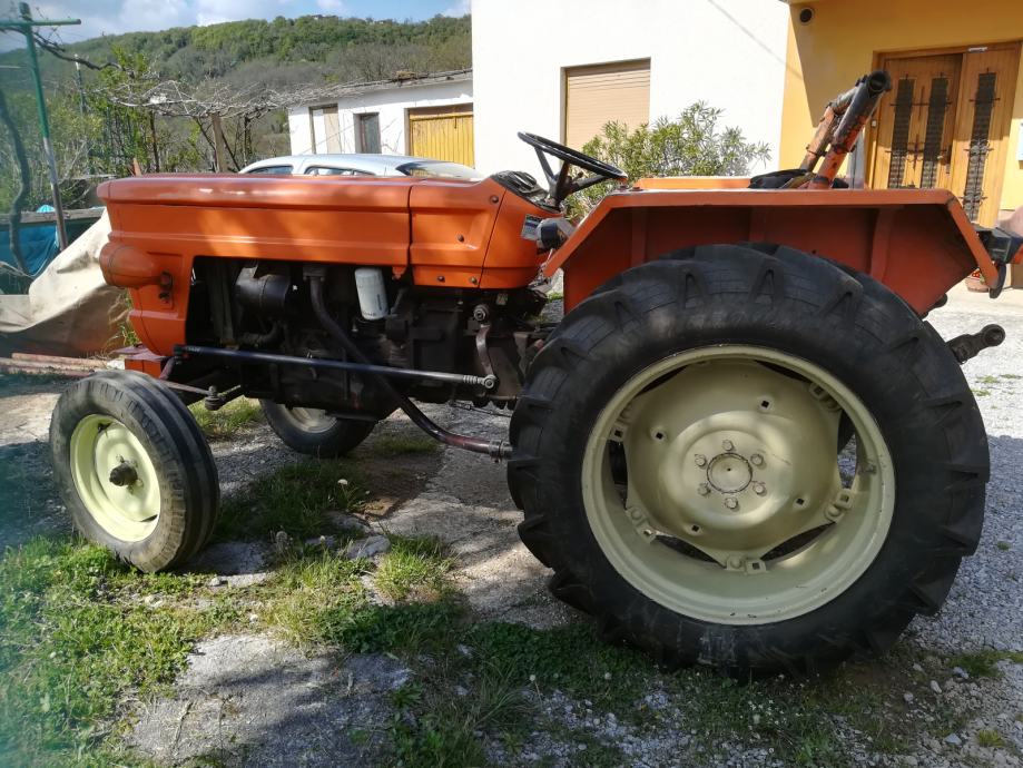 Traktor FIAT Štore 402