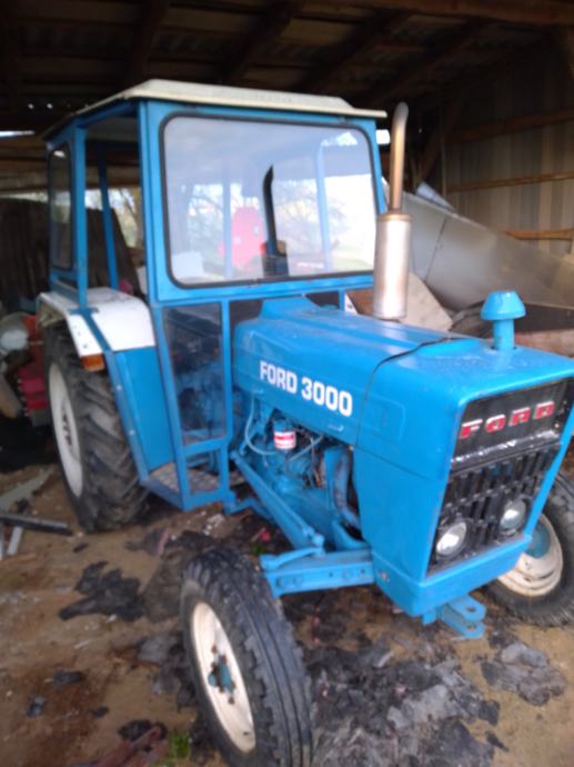 Traktor Ford 3000
