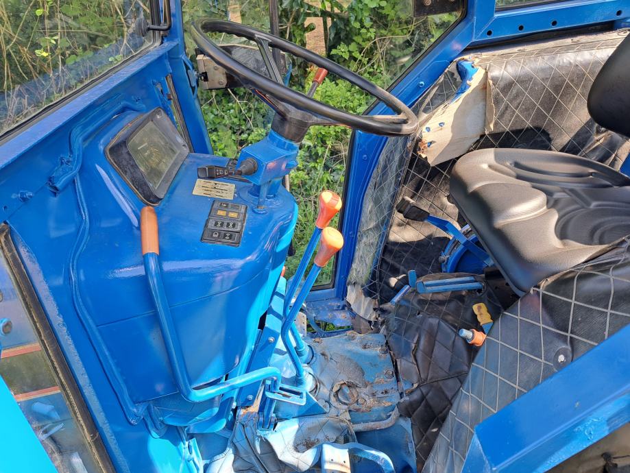 Traktor Ford 4830 4x4