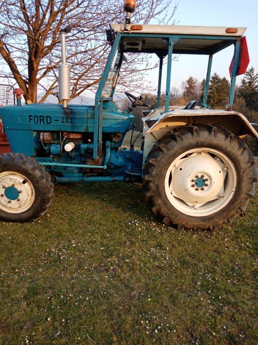 Traktor ford