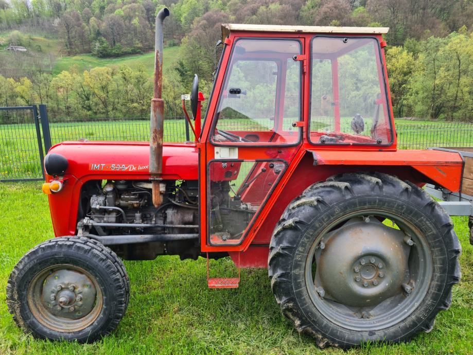 Traktor IMT- 539