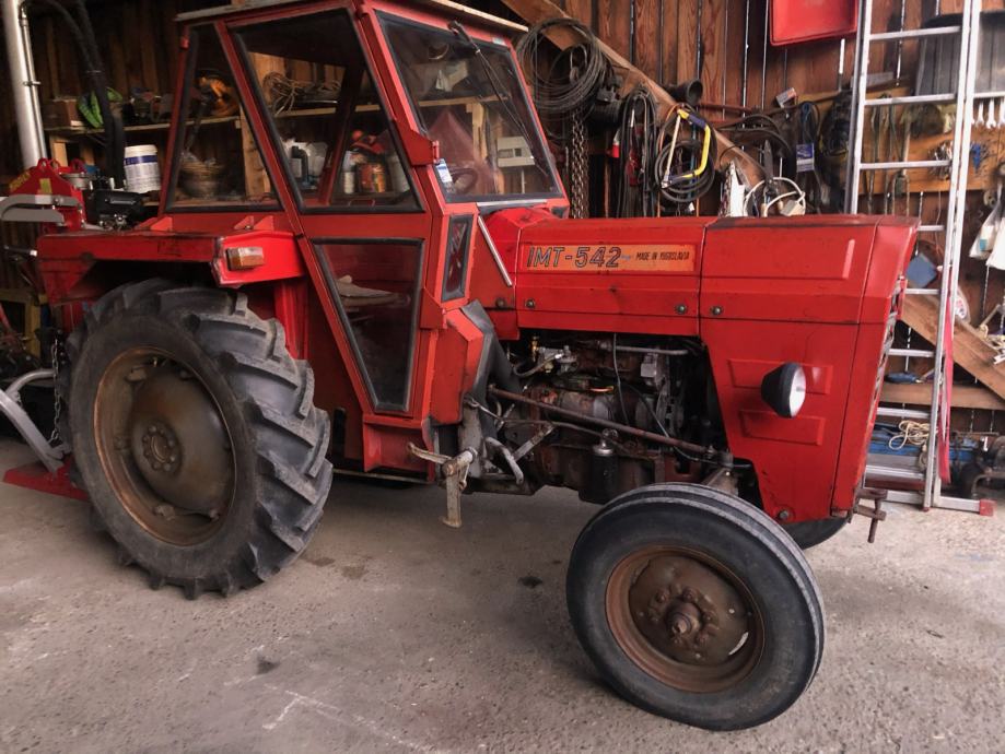 Traktor Imt 542
