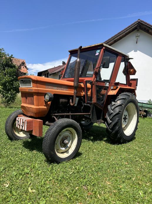 traktor Štore 402