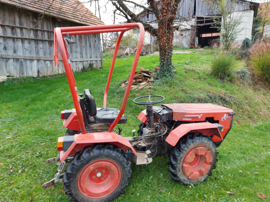 traktor tomo vinkovic