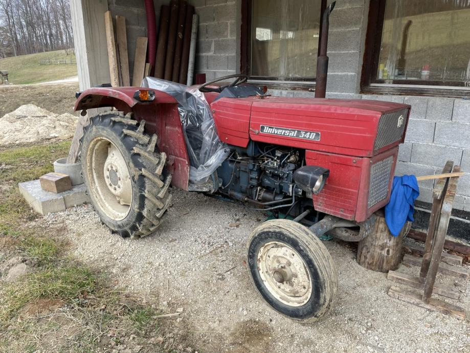 Traktor UNIVERZAL 340
