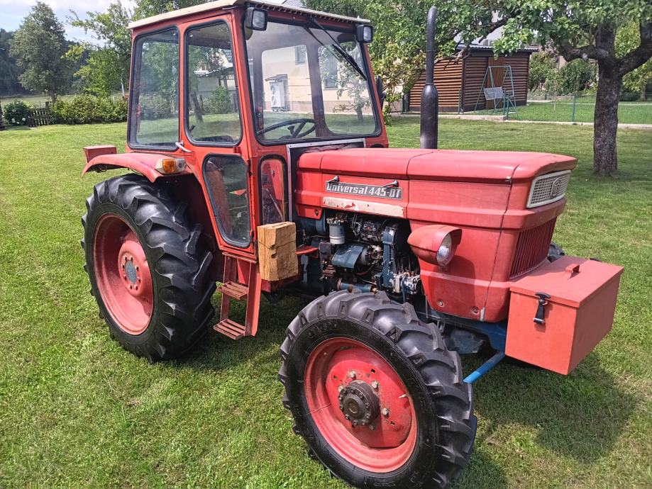 UNIVERSAL 445 DT 45KM 4x4 LEPO OHRANJEN