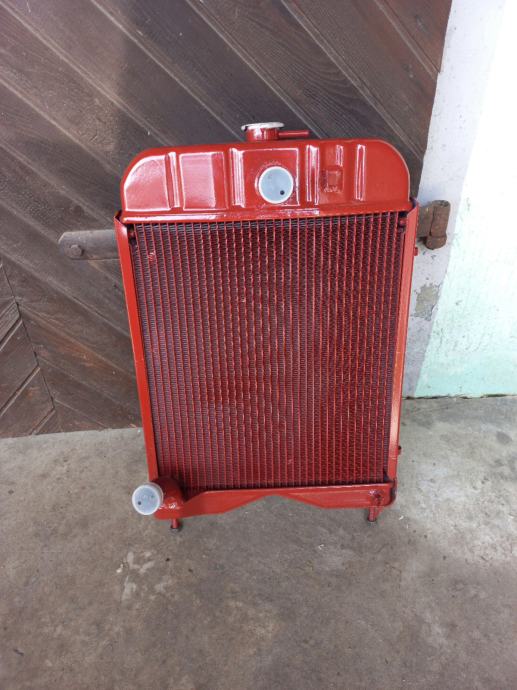 IMT 533-539 hladilnik vode