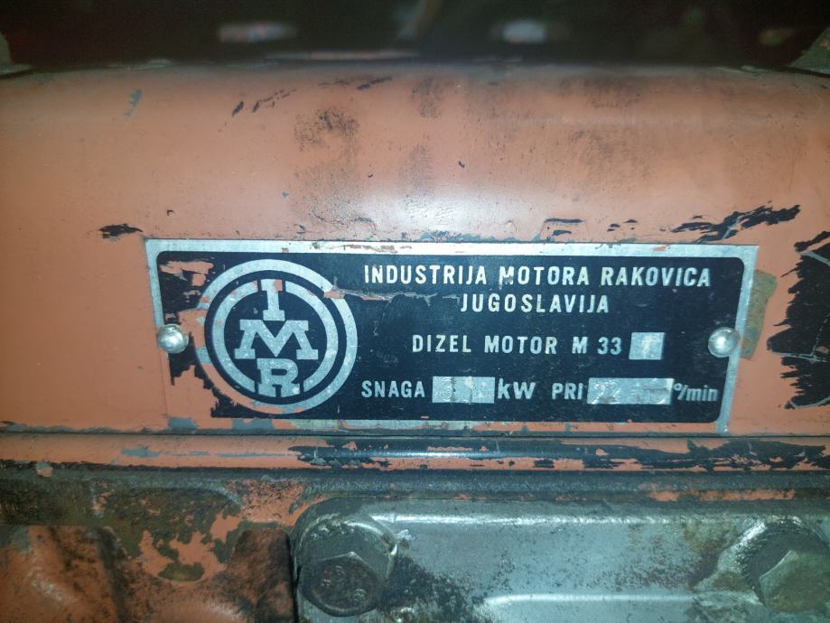 Motor za traktor imt 539 540 542