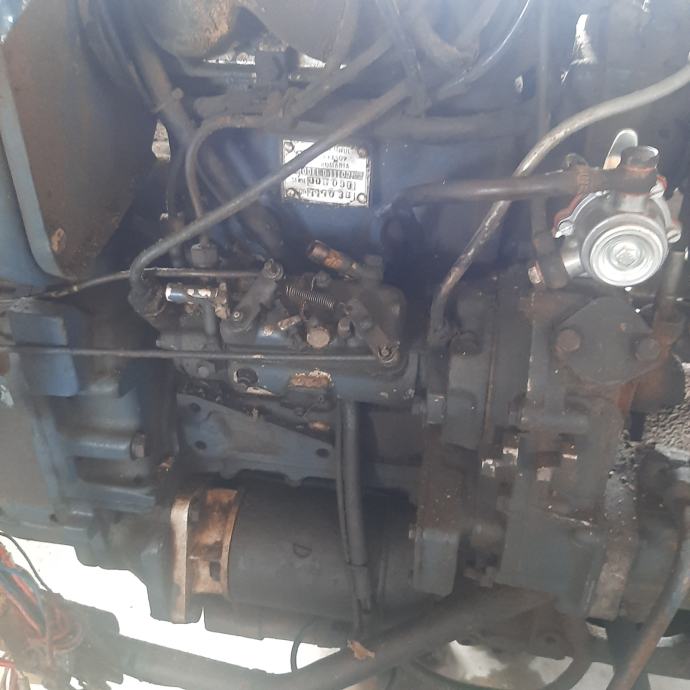 Motor Universal 340 po delih