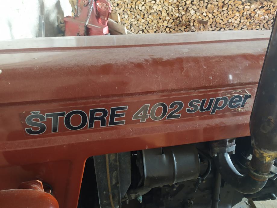 Prednja os za traktor Store 402