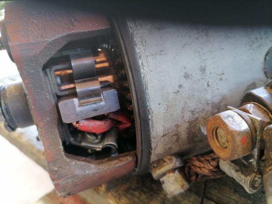 Starter URSUS 335