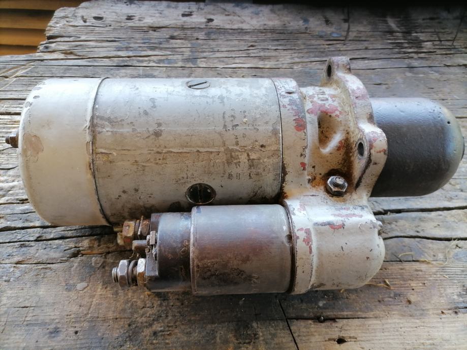Starter URSUS 335