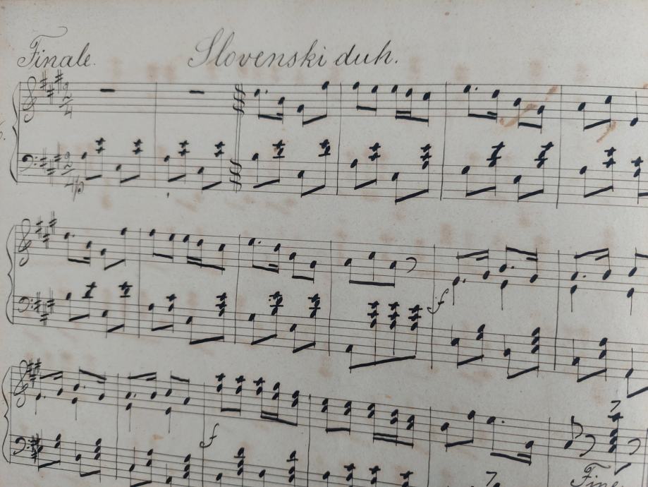 UGODNO PRODAM STARE KNJIGE,GLASBENE NOTE,6 KNJIG