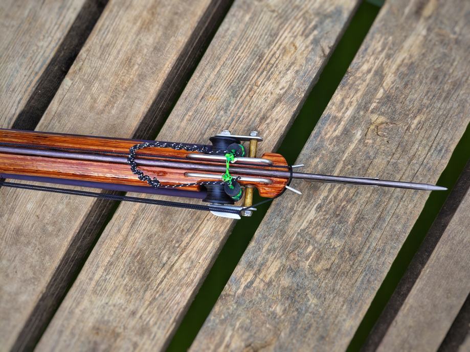 Puška za podvodni ribolov (harpuna) lesena roller 90
