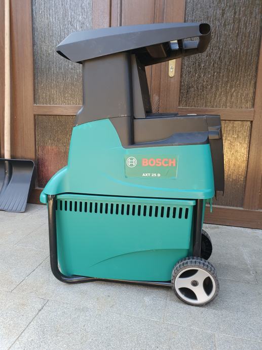 Drobilec vej Bosch AXT 25 D, letnik 2022
