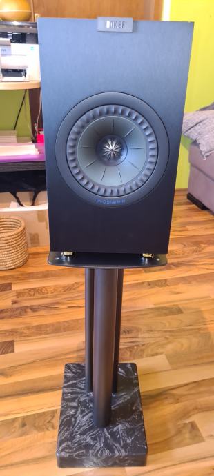 KEF Q350