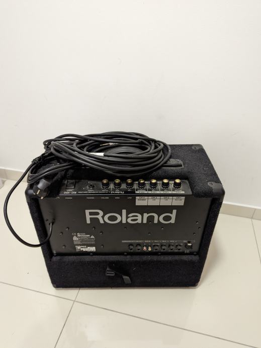 Roland KC-150 65W (4-Ch Mixing Keyboard Amplifier) + Fender FG25 kabel