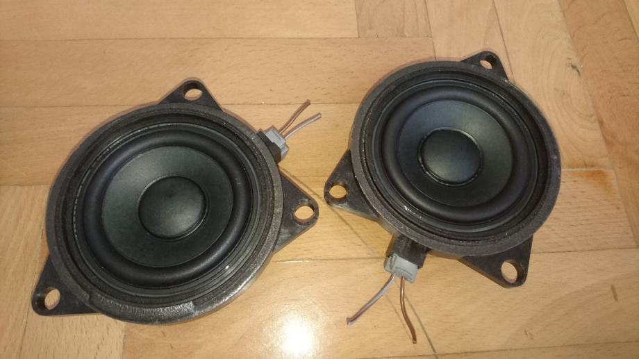Woofer oz. midwoofer zvočniki za avto original Volvo